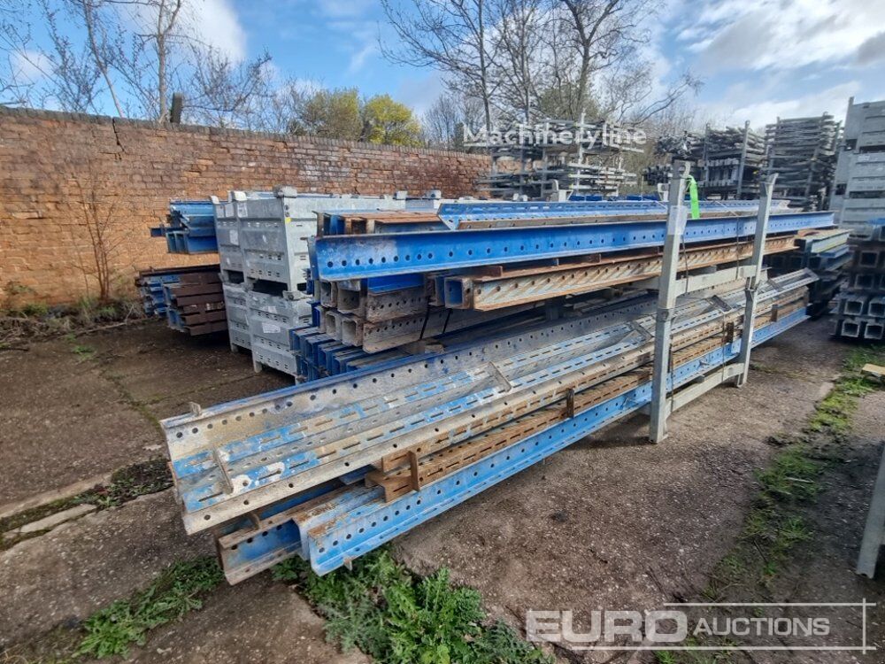 Prodaje se Stillage of Doka Whalers (22 of) skele na aukciji
