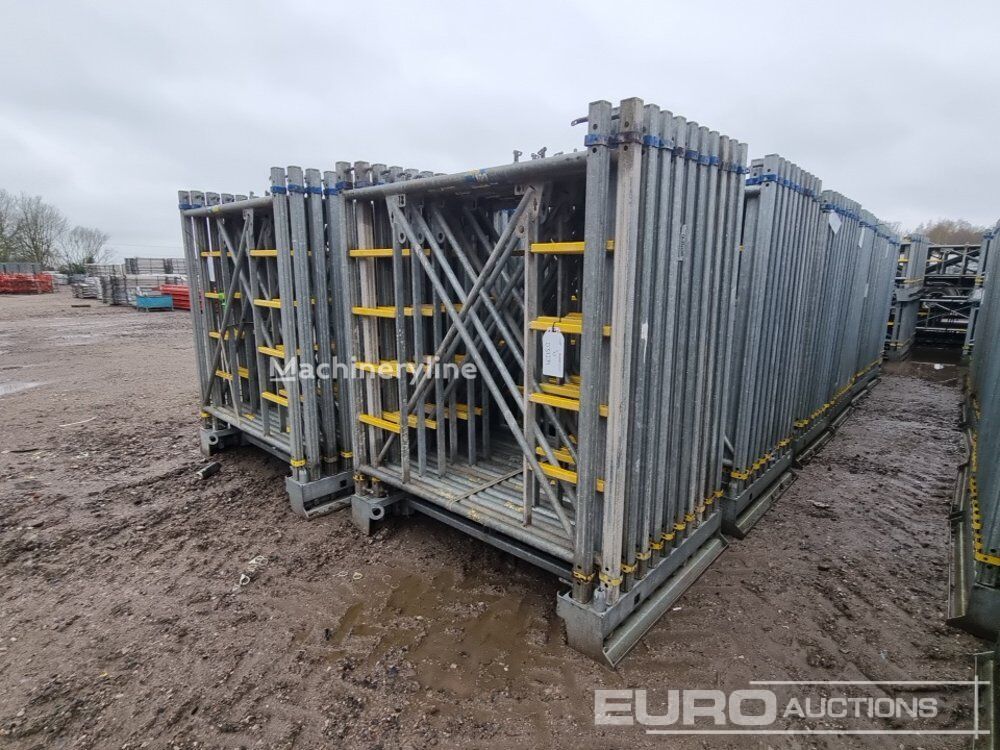 Prodaje se Bundle of Doka Staxo Frames (14 of) skele na aukciji