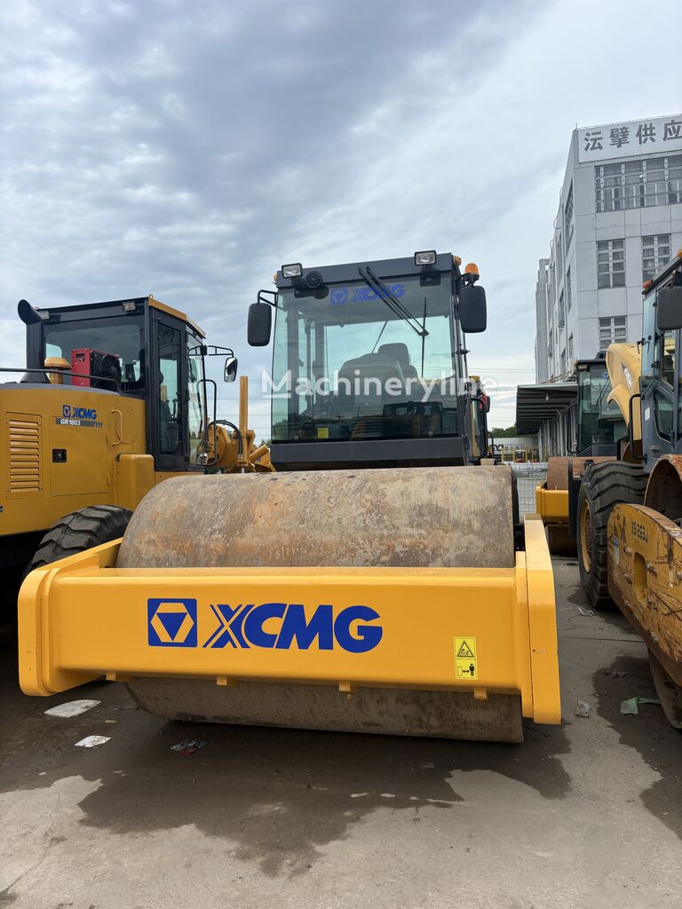 XCMG XS143 valjak za asfalt