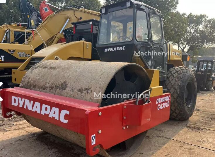Dynapac CA301D kompaktor s jednim valjkom