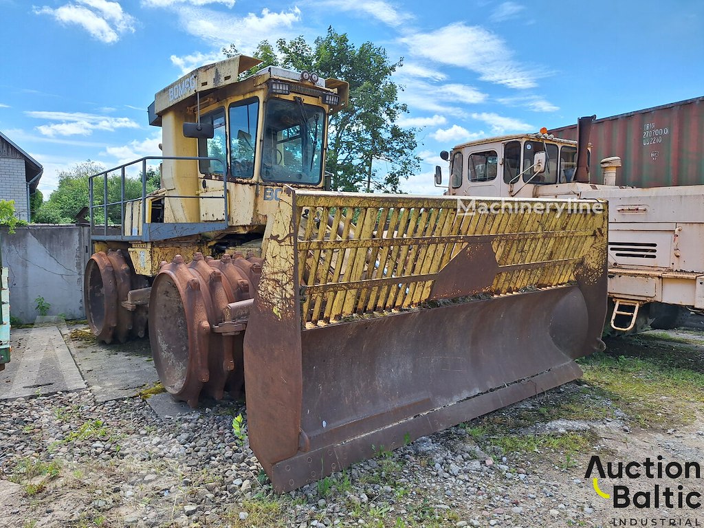 Prodaje se BOMAG BC 670 RB kompaktor na aukciji