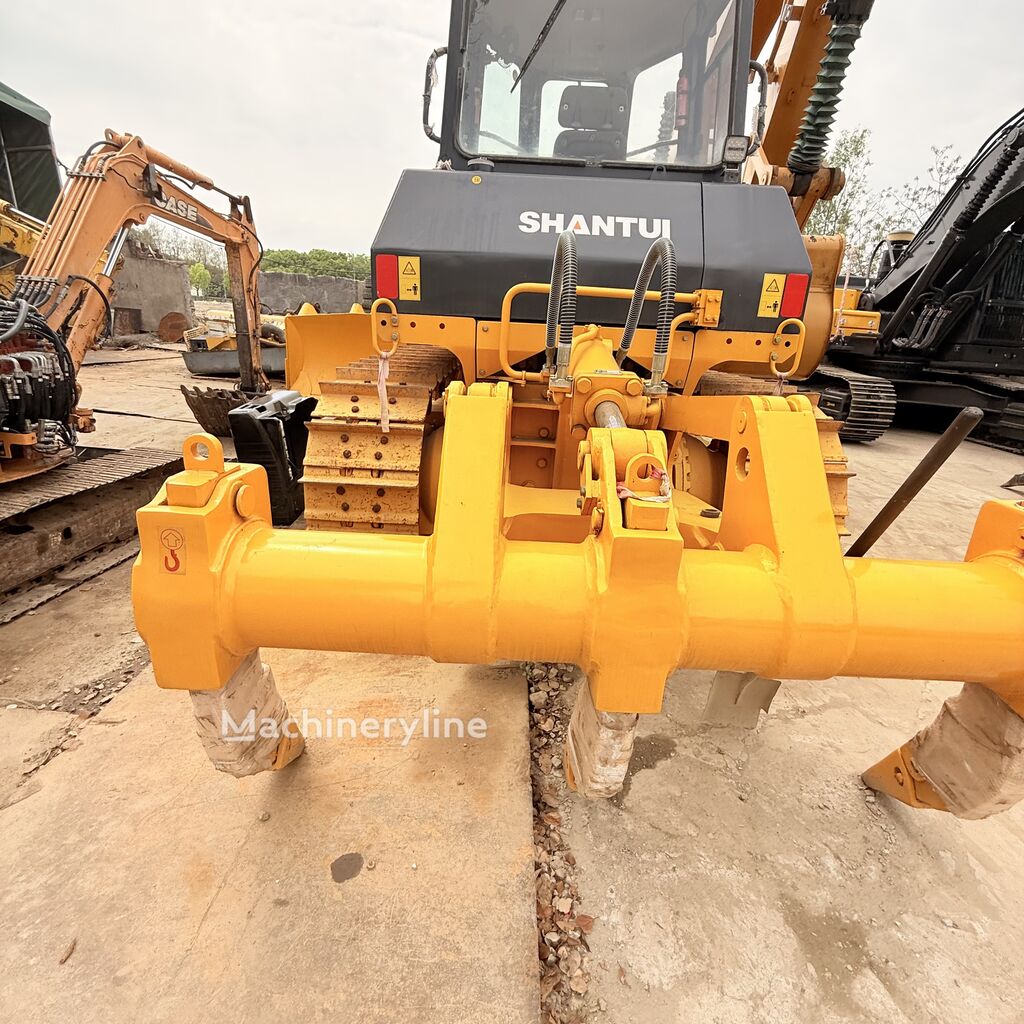 Shantui SD 16 buldožer