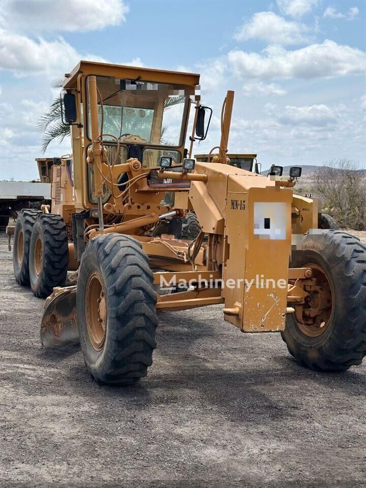 Caterpillar 120H grejder