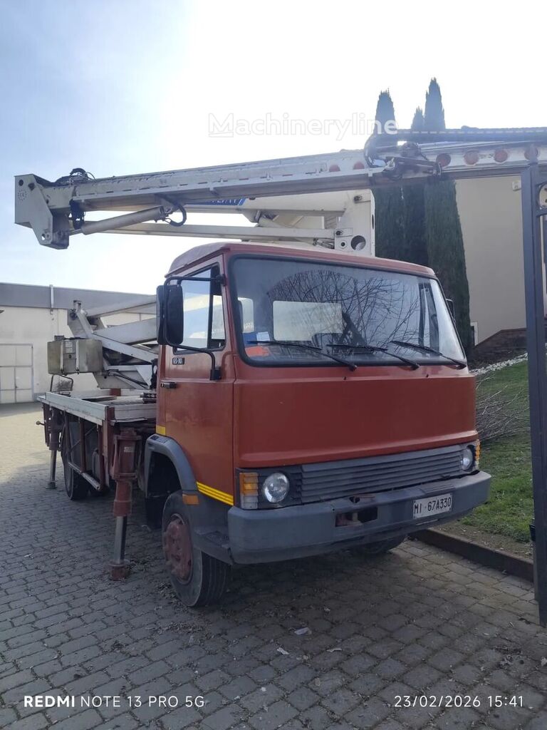 Fiat 95 auto dizalica s korpom