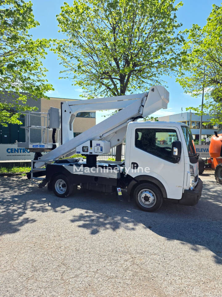 Palfinger P200 A auto dizalica s korpom