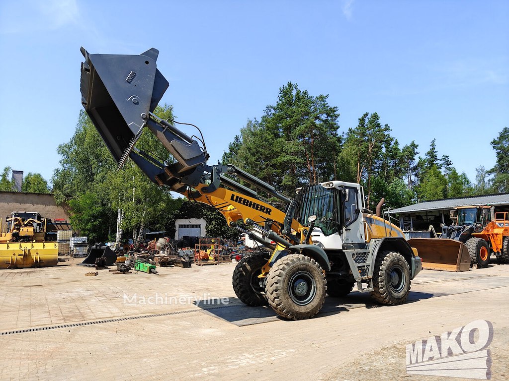 Liebherr L546 prednji utovarivač