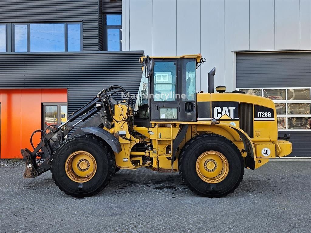 Caterpillar IT28G prednji utovarivač
