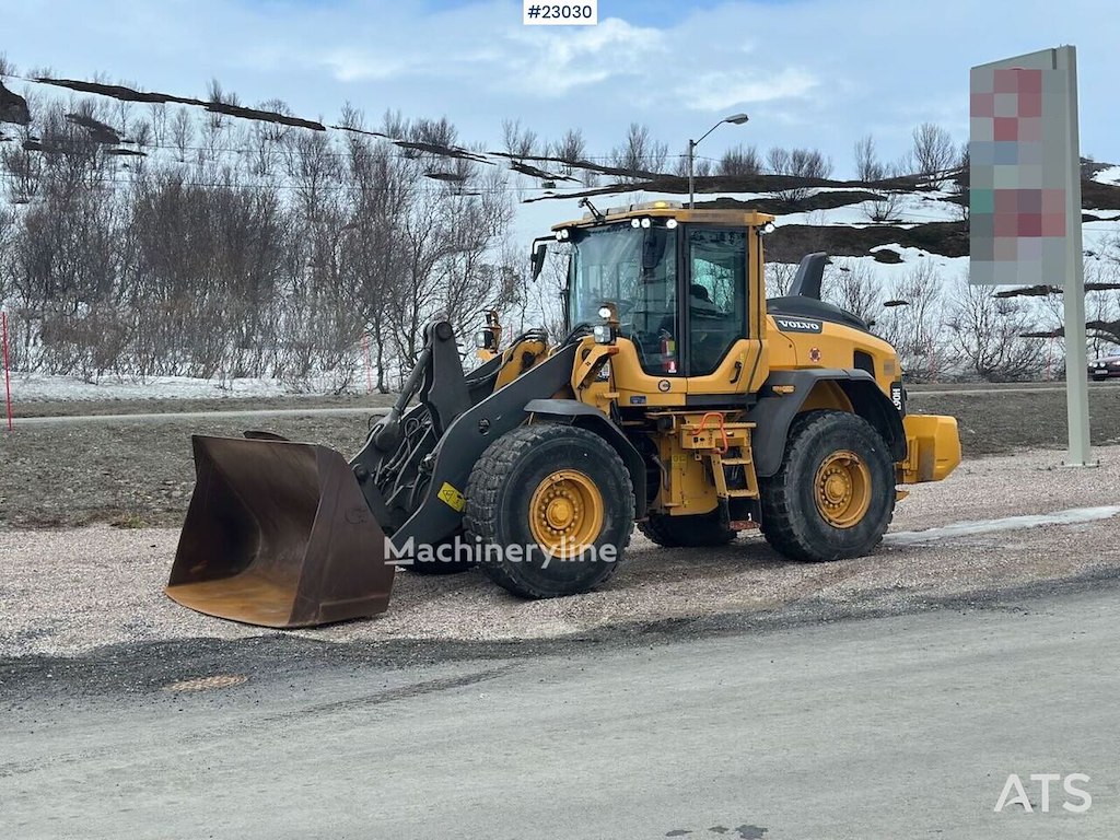 Volvo L90H hjullaster m/ spakstyring og en skuffe. SE VIDEO prednji utovarivač