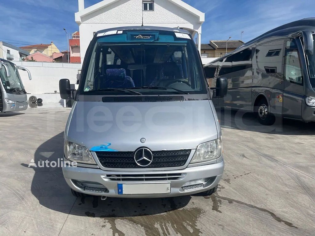 Prodaje se Mercedes-Benz Sprinter putnički minibus na aukciji