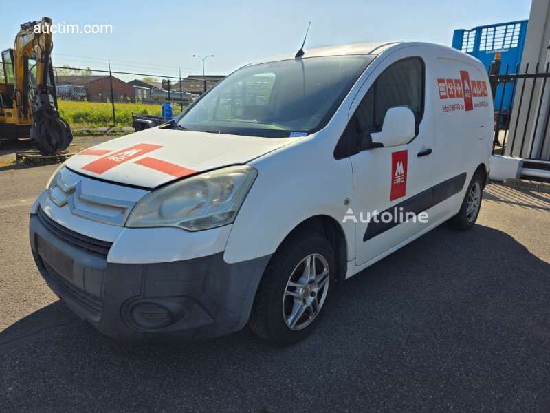 Prodaje se Citroen Berlingo laki furgon na aukciji
