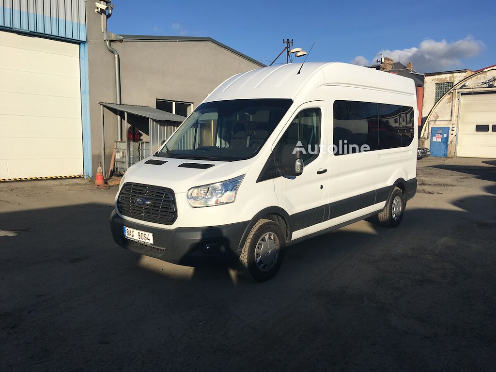 Ford Transit kombi minibus