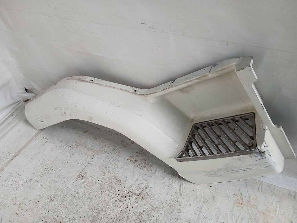 LF 45 bočna stepenica za DAF LF 45 | 01 kamiona