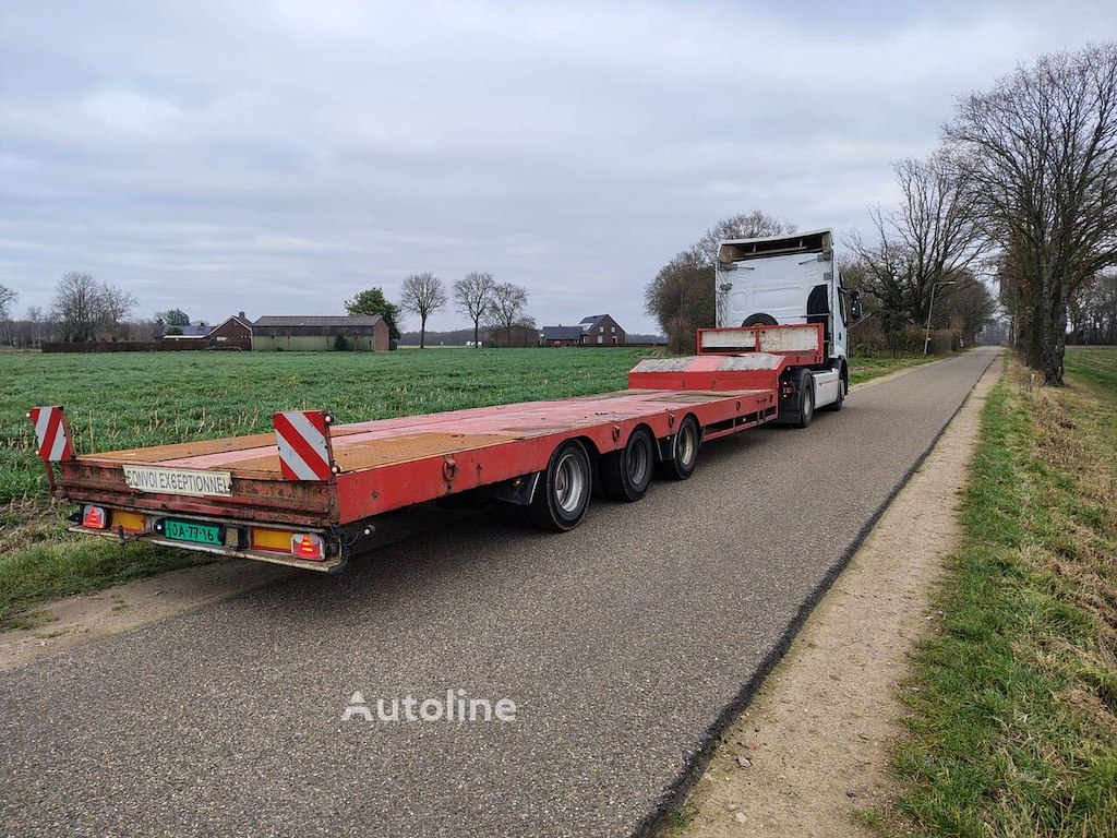 Prodaje se Kel-Berg poluprikolicu sa niskom platformom na aukciji