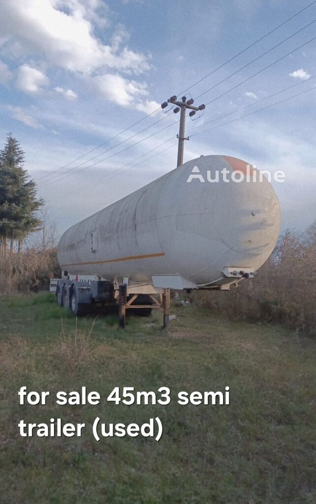 Isisan 1998 poluprikolica cisterna za gas