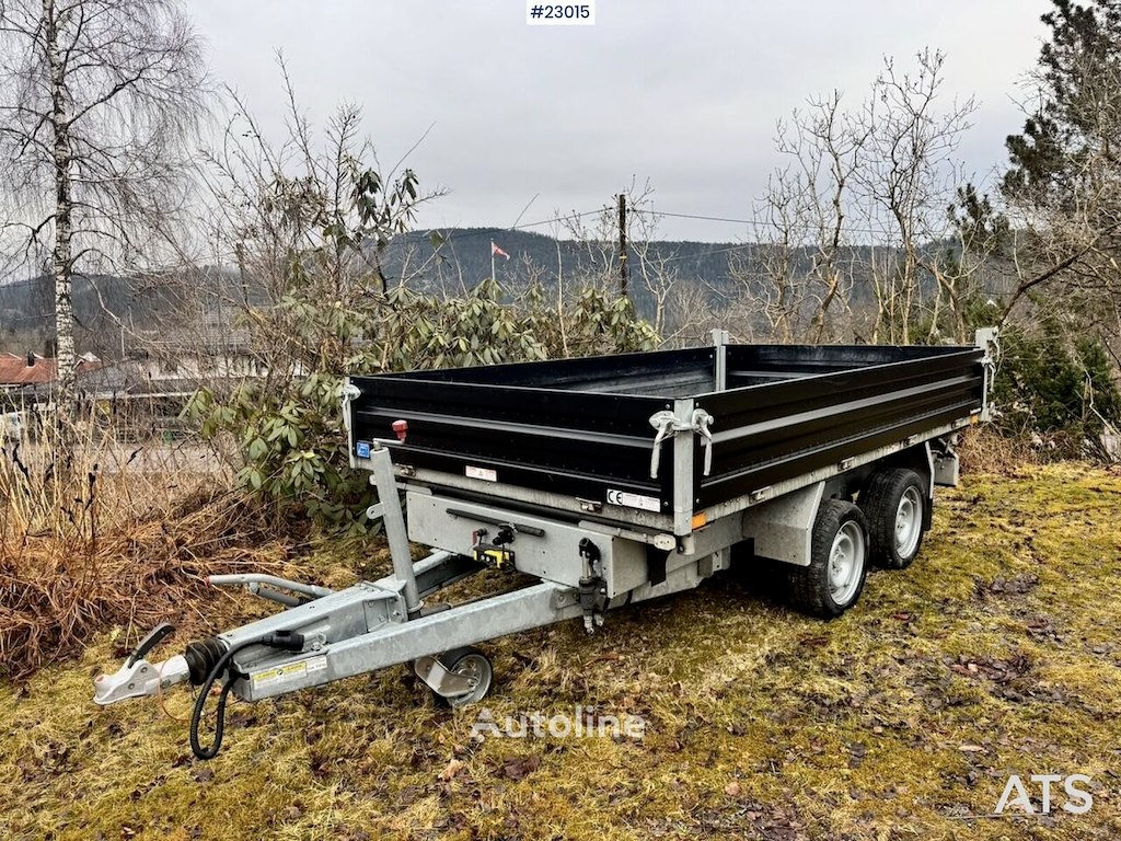 Humbaur HTK 3500 with 3-way tip and manual drive ramps prikolica sa ravnom platformom