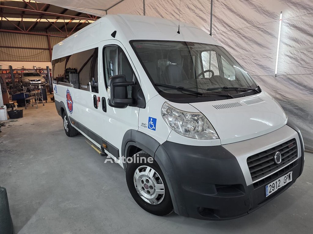 Fiat Ducato turistički autobus