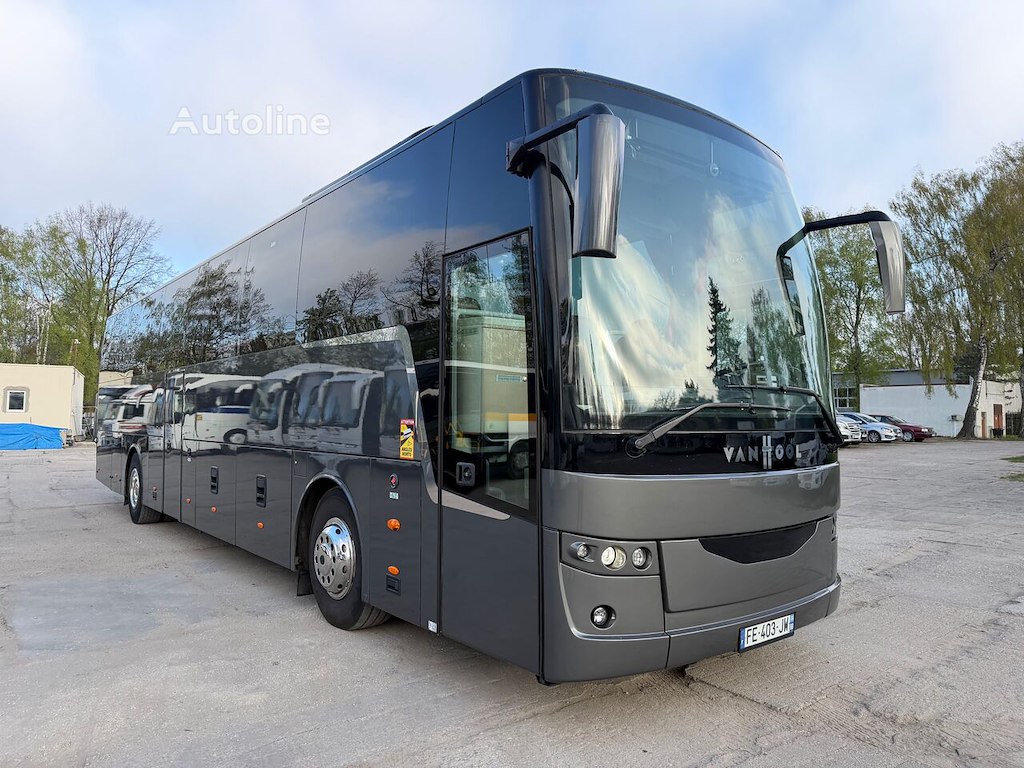 Van Hool EX16 turistički autobus