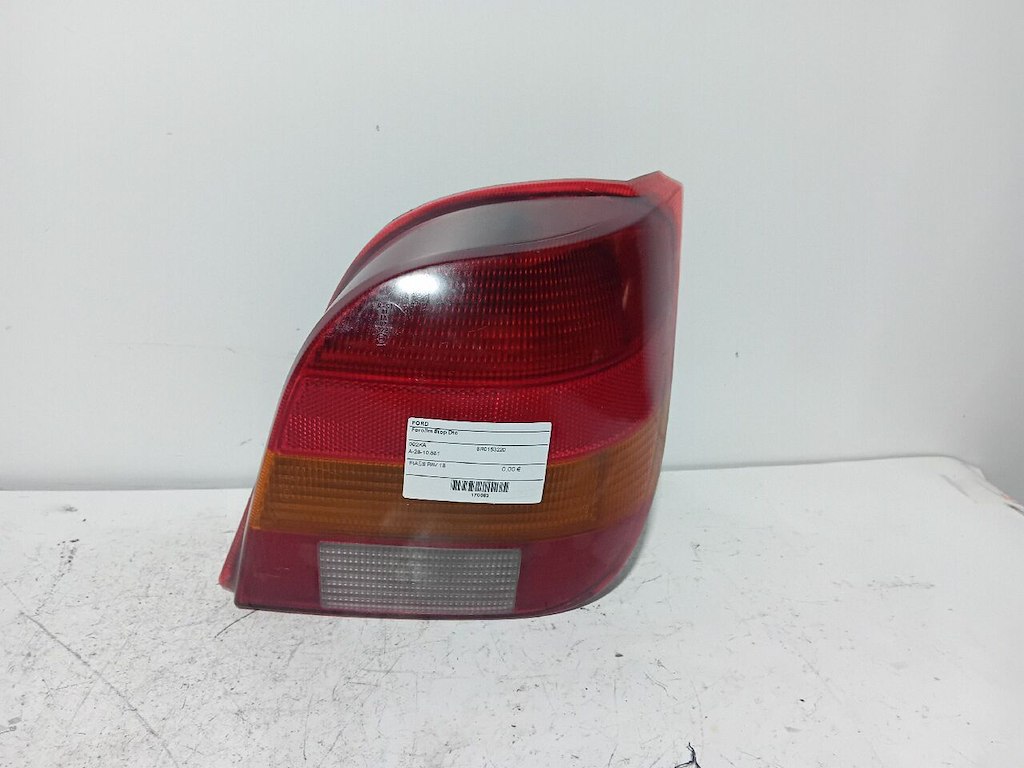 002KA lampica za Ford automobila