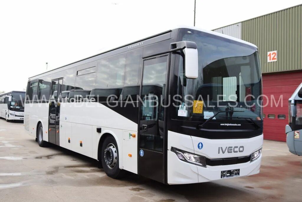 Novi IVECO Crossway 12m Pop / Double middle door / Prép lift/ NEW!! prigradski autobus