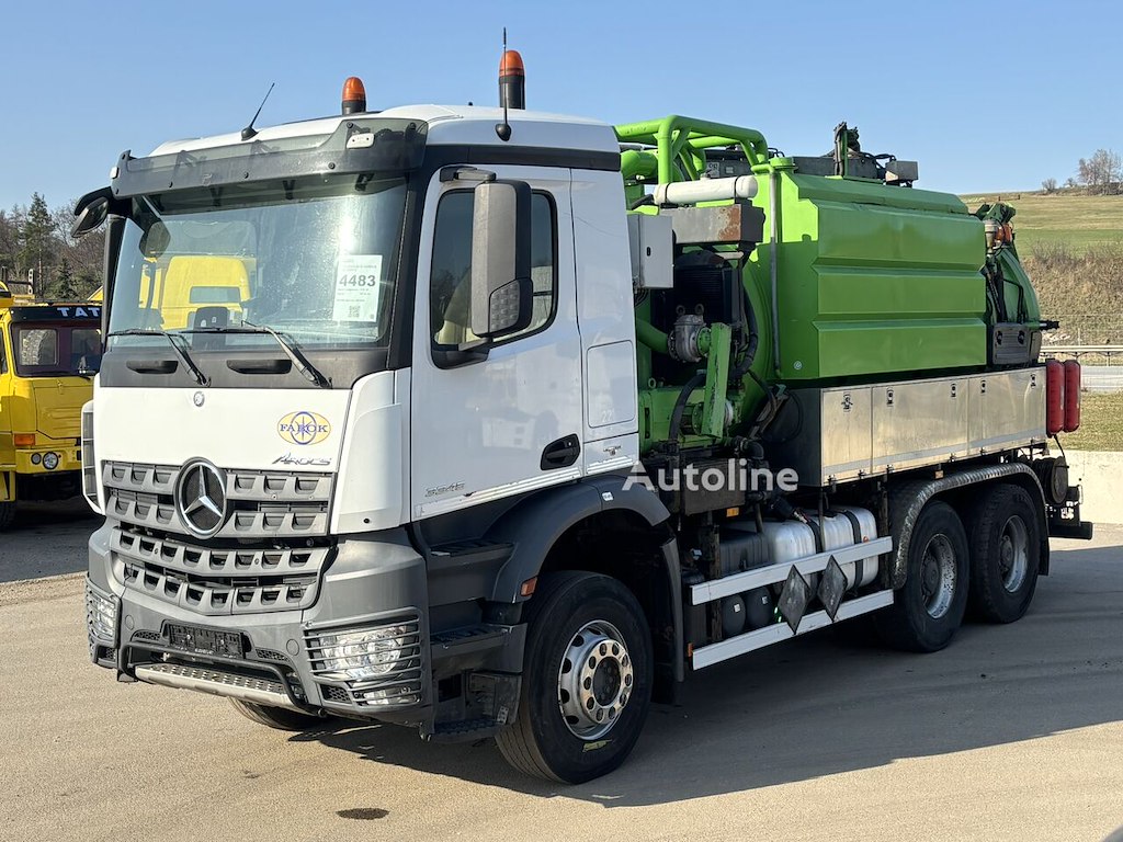 Mercedes-Benz AROCS 3345 autofekalac