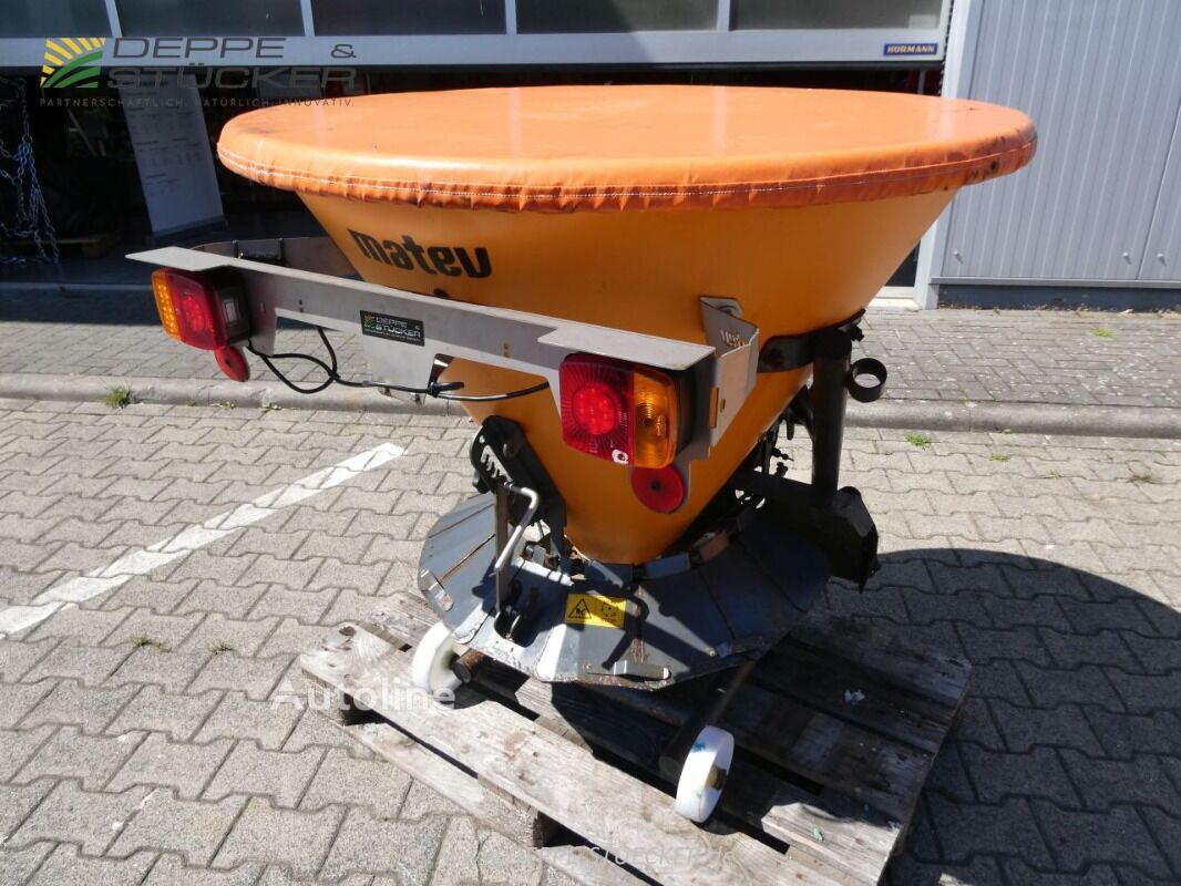 Matev SPR-DS 250 ST nošeni rasipač peska