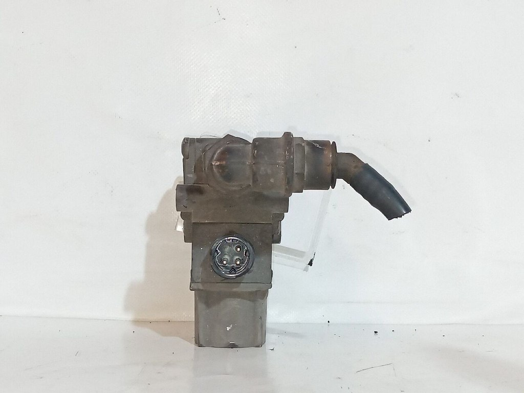 Knorr-Bremse Z013356R pneumatski ventil za kamiona