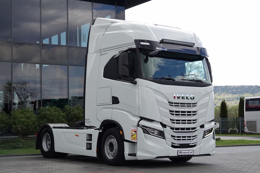 IVECO S-WAY / 510 / RETARDER / KLIMA POSTOJOWA / EURO 6 tegljač