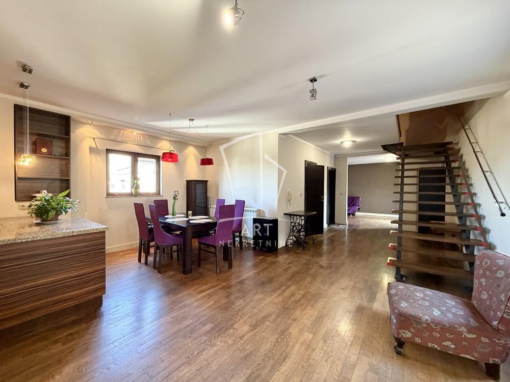 Dositejeva, Četvorosoban stan na prodaju, 155m2, 570.000€