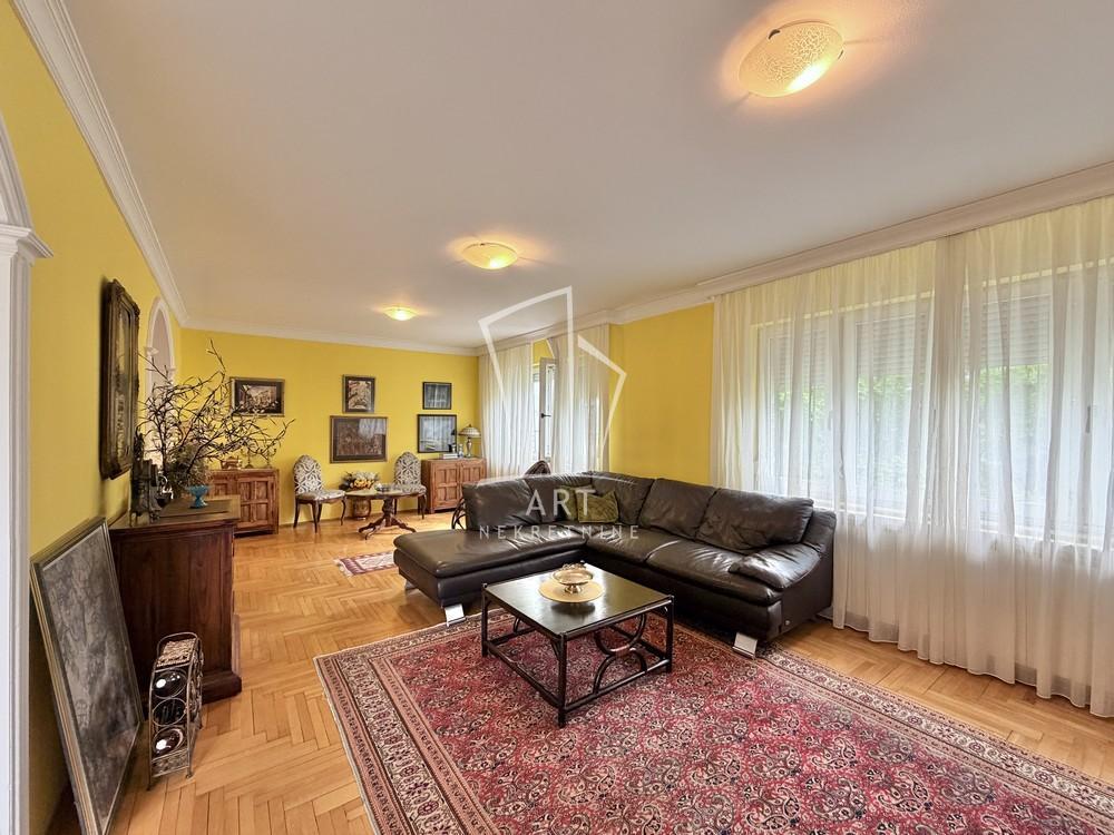 Majora Jagodića, Četvorosoban stan na prodaju, 128m2, 520.000€