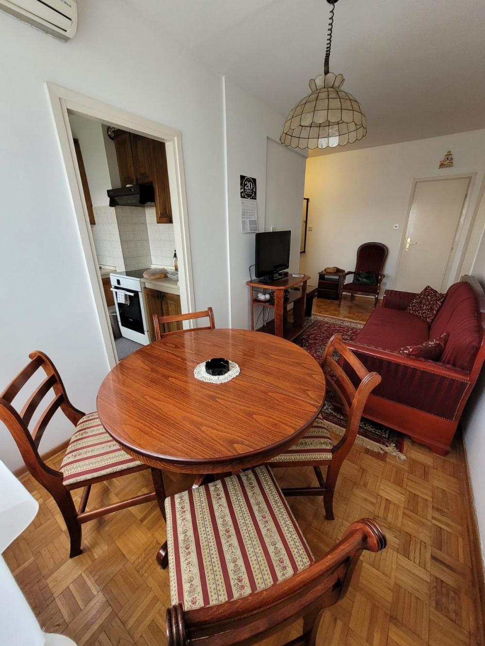 Braće Jerković, Jednoiposoban stan za izdavanje, 50m2, 490€