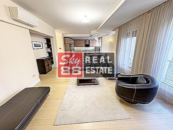 Četvorosoban stan za izdavanje, 188m2, 3.000€