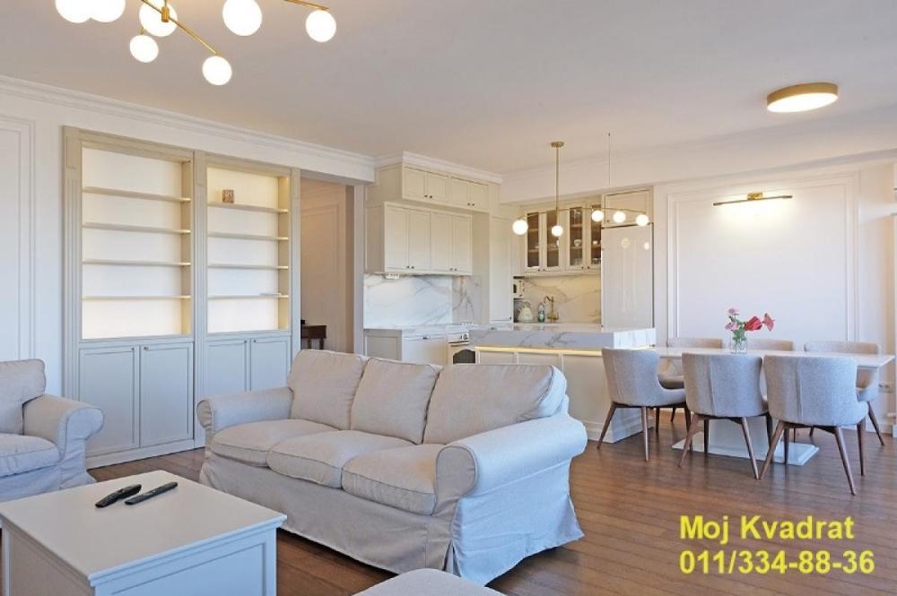 Četvorosoban stan za izdavanje, 130m2, 1.800€