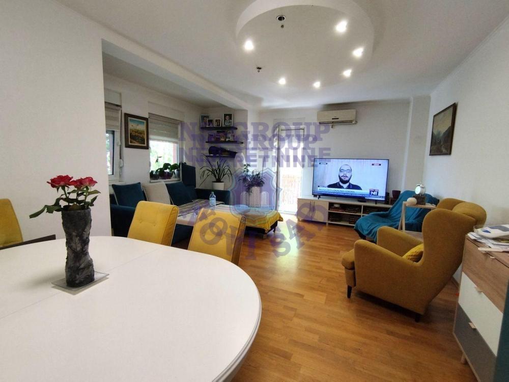 Trosoban stan na prodaju, 67m2, 163.480€