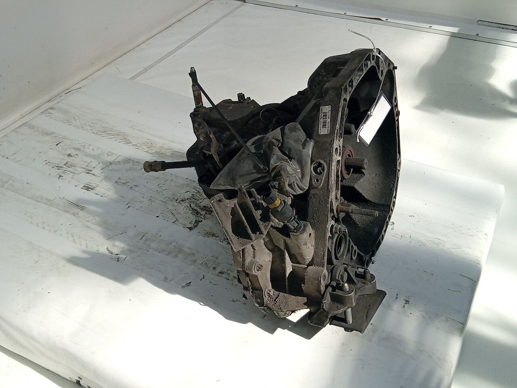 8200166682 menjač za Renault CLIO III (BR0/1, CR0/1) | 05 automobila