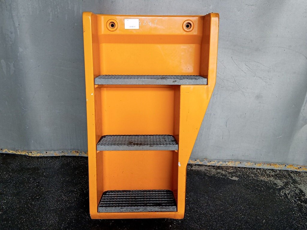 5000936143 bočna stepenica za Renault Magnum 2 kamiona