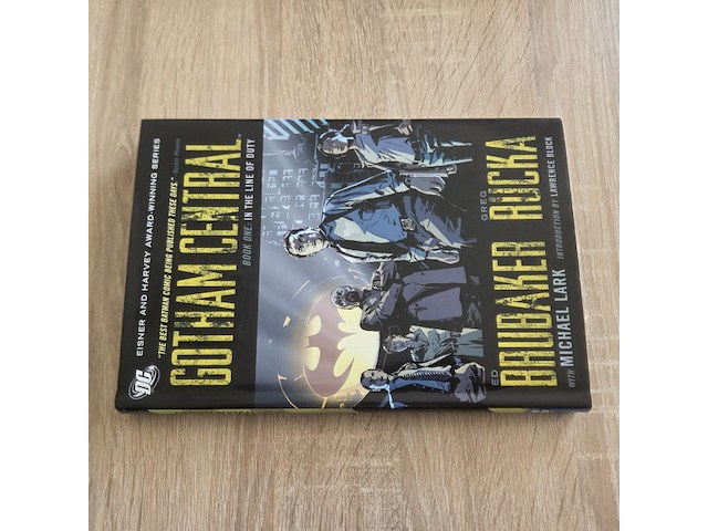 Batman Gotham Central book 1: In the line of duty HC