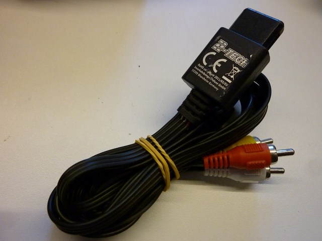 2-TECH zamenski AV kabl za Nintendo SNES, N64, GameCube