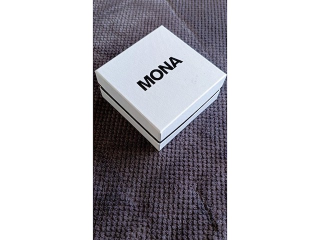 Mona kutija 12x12x6
