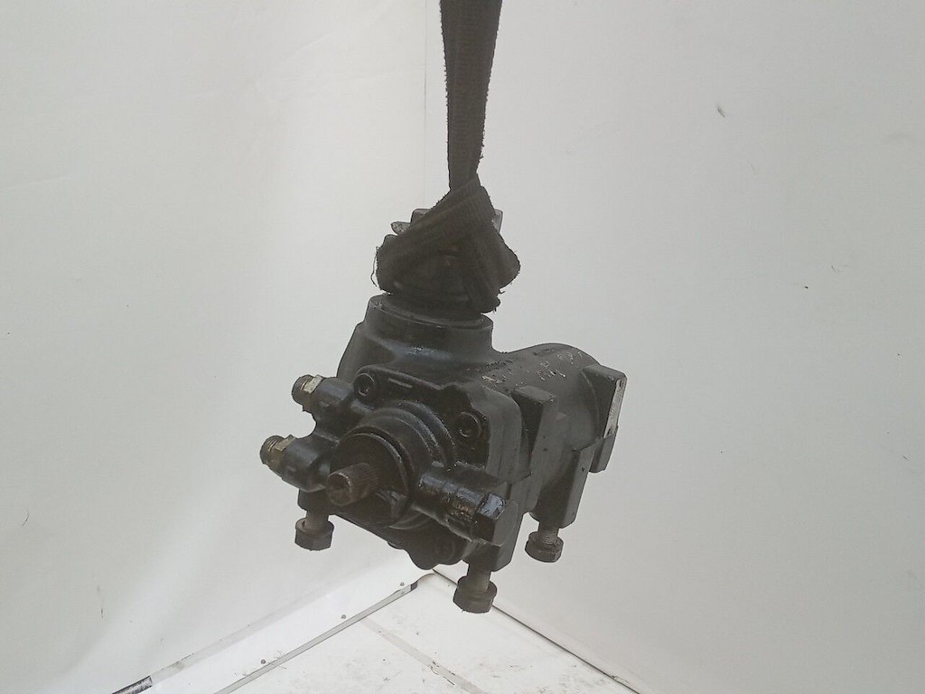 49210F3904 reduktor volana za Nissan CABSTAR (F22, H40) | 82 - 93 kamiona