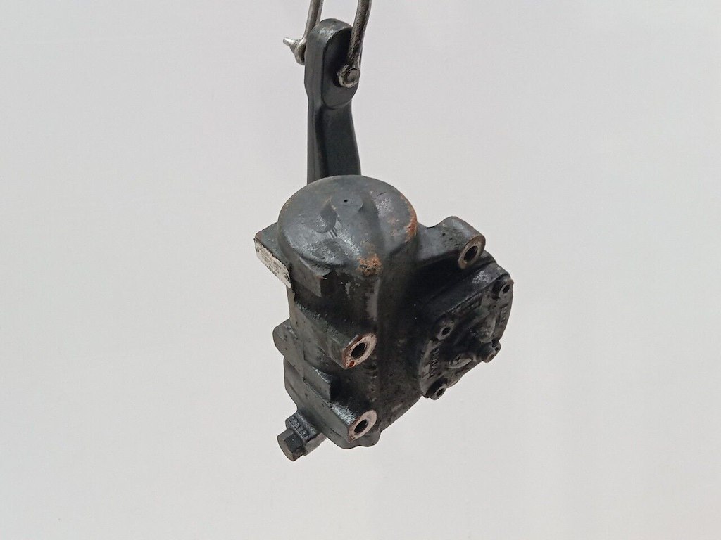 49210F3904 reduktor volana za Nissan kamiona