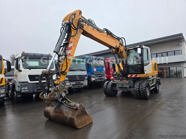 Točkaš bager
LIEBHERR A 918 / Liku Fix / German