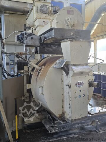 Presa za pelet
CPM 7930-4