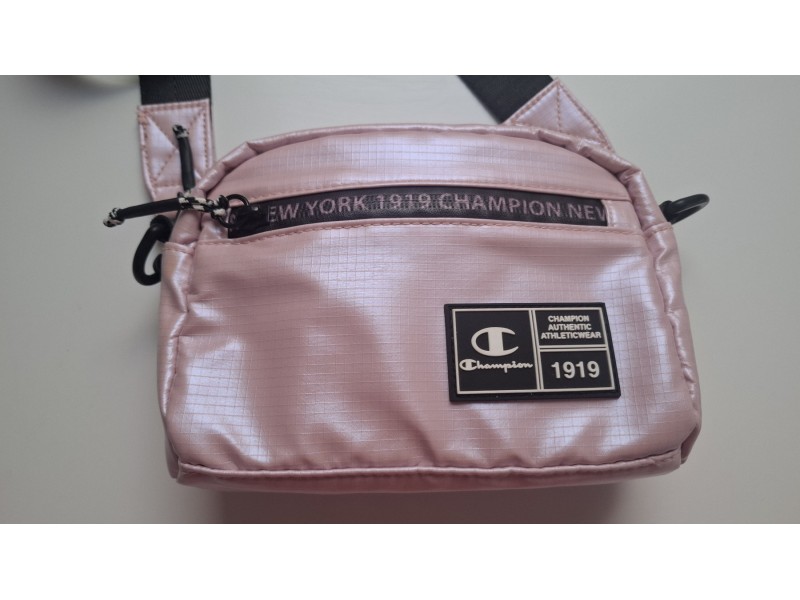 Champion roze metalik torbica,nova!