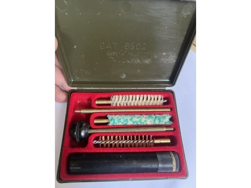 22.cal Set Za čišćenje nekorisceno Made In Italy