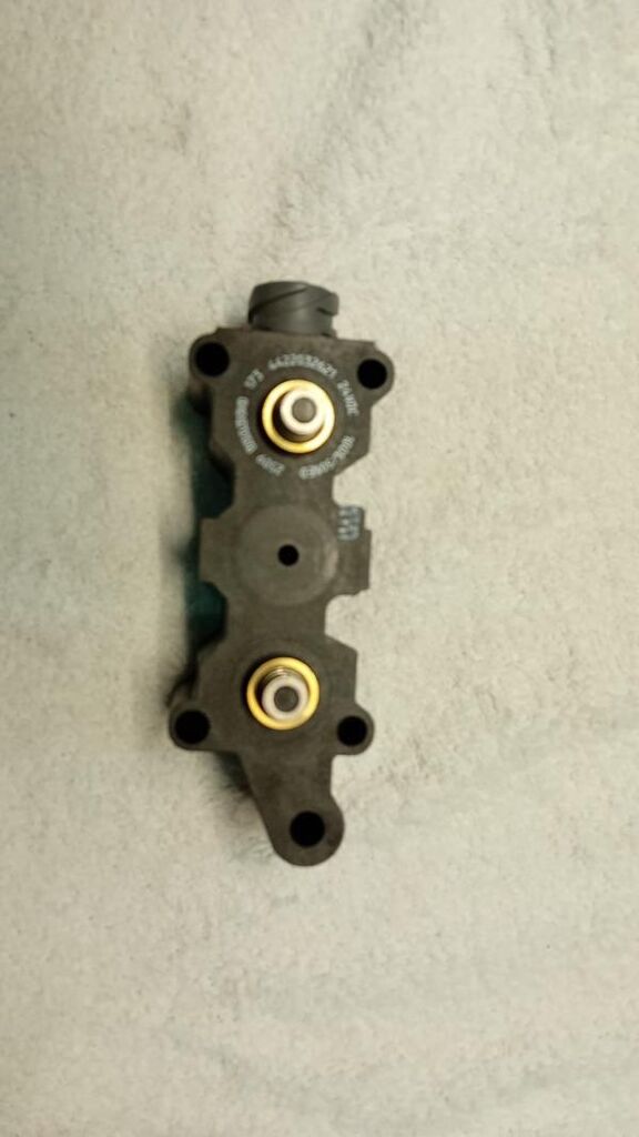 432 425 920 2 solenoidni ventil za Volvo kamiona