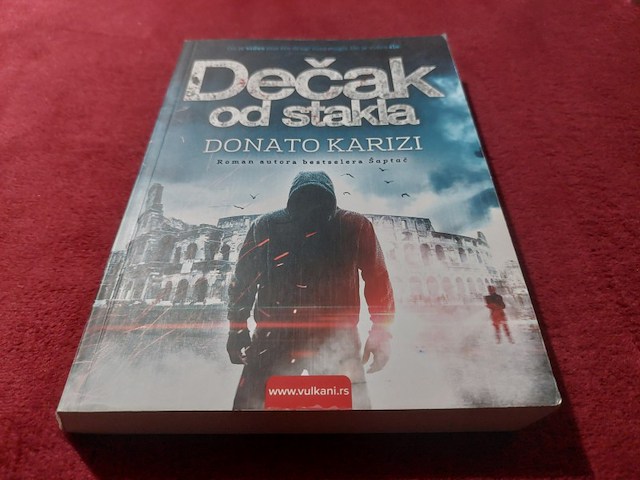 Dečak od stakla Donato Karizi