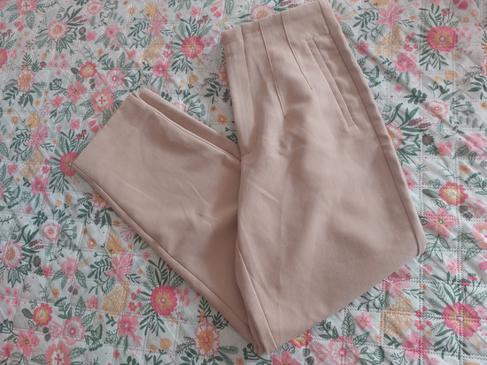 Zara pantalone duboki struk