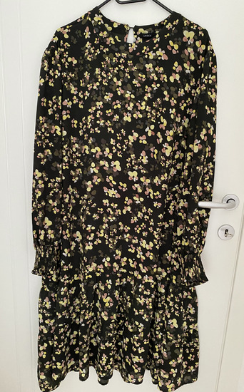 Lindex haljina