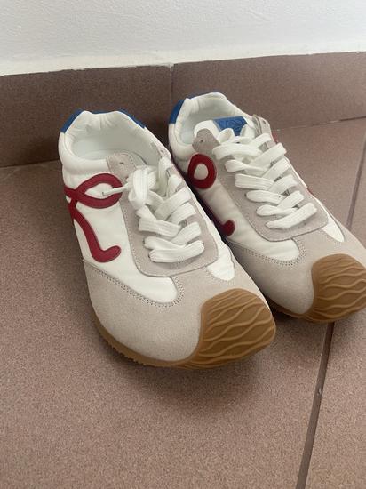 Loewe flow runner patike