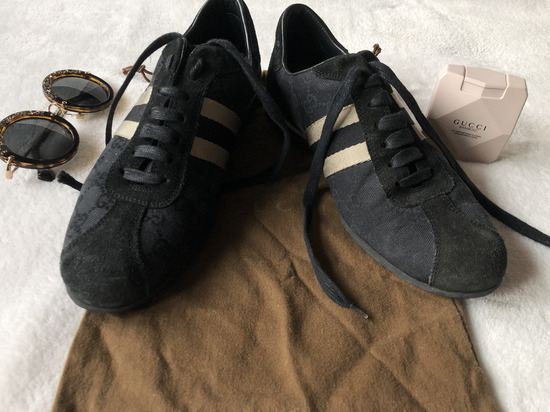 GUCCI ORIGINAL crne patike na pruge broj 38.5